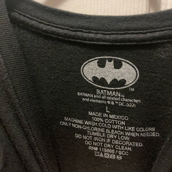 Batman | Shirts | Mens Batman Short Sleeves T Shirt | Poshmark